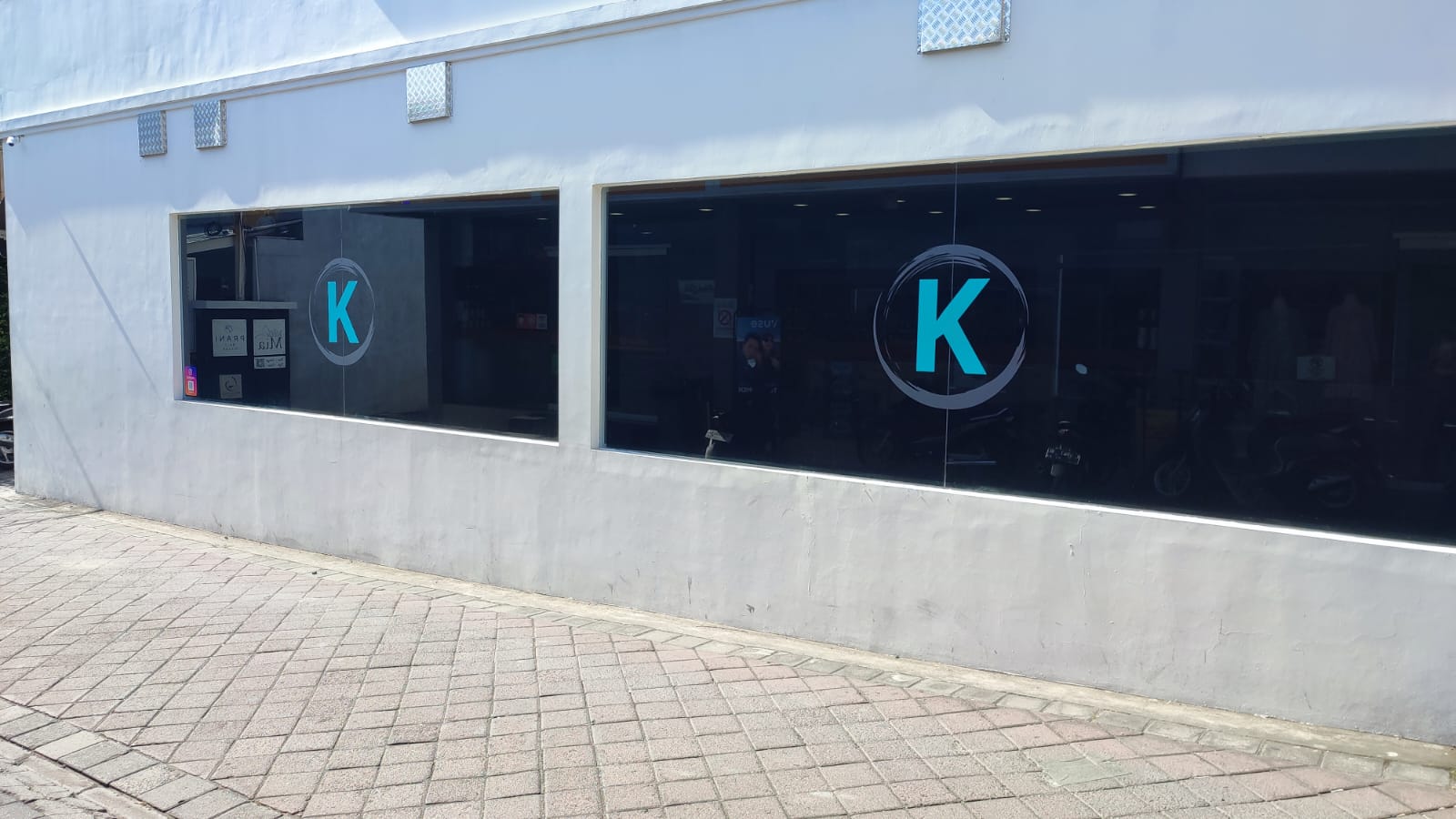 Dafodil Advertising STICKER SANDBLAST BALI – JASA STICKER SANBLAST BALI